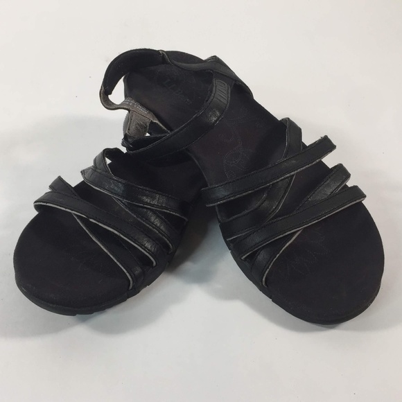 L.L. Bean | Shoes | Ll Bean Size Black Sandals | Poshmark